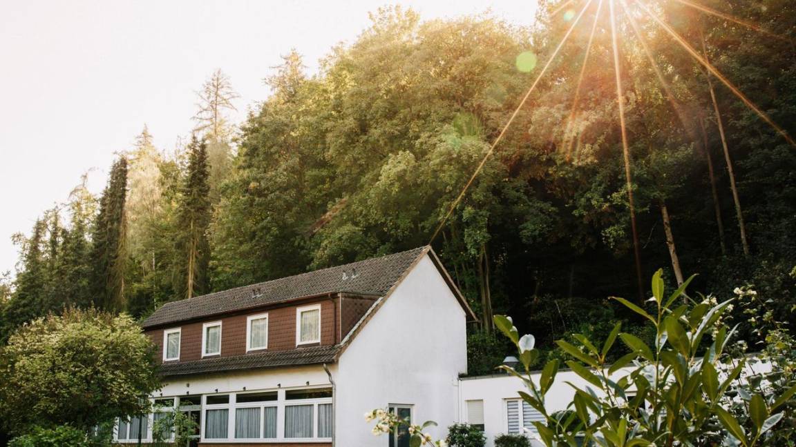 334 M² Ferienhaus ∙ 6 Schlafzimmer ∙ 16 Gäste - Bad Pyrmont