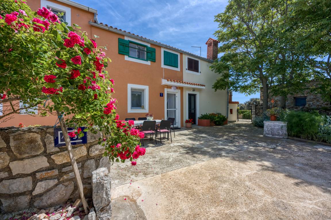 90 M² Ferienwohnung ∙ 2 Schlafzimmer ∙ 5 Gäste - Veli Lošinj