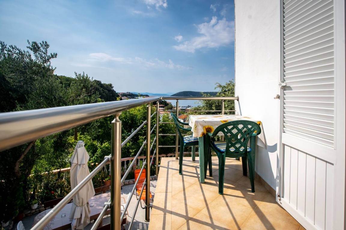 50 M² Apartament ∙ 2 Sypialnie ∙ 5 Gości - Lopar