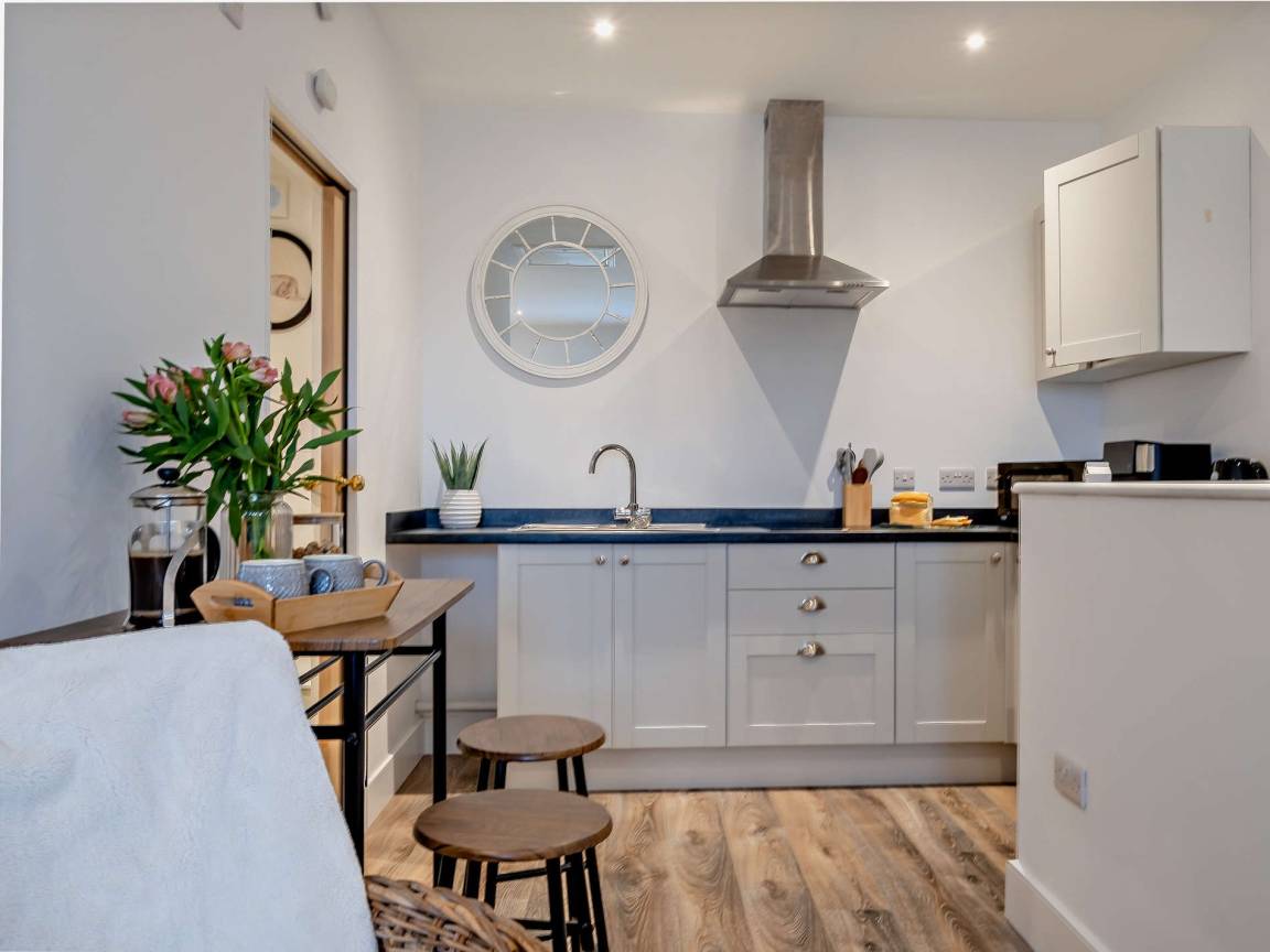 Cottage ∙ 1 Bedroom ∙ 2 Guests - Portsmouth