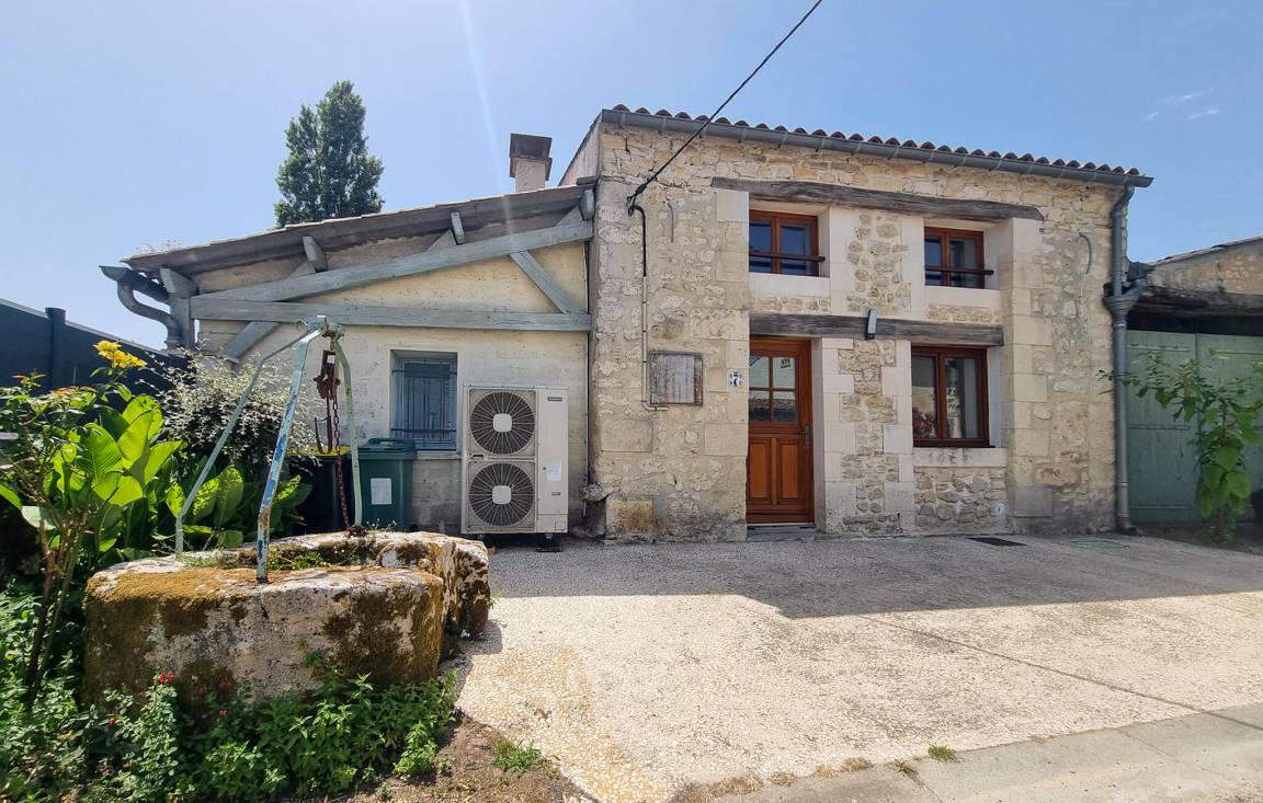 140 M² Maison De Vacances ∙ 4 Chambres ∙ 8 Personnes - Saujon