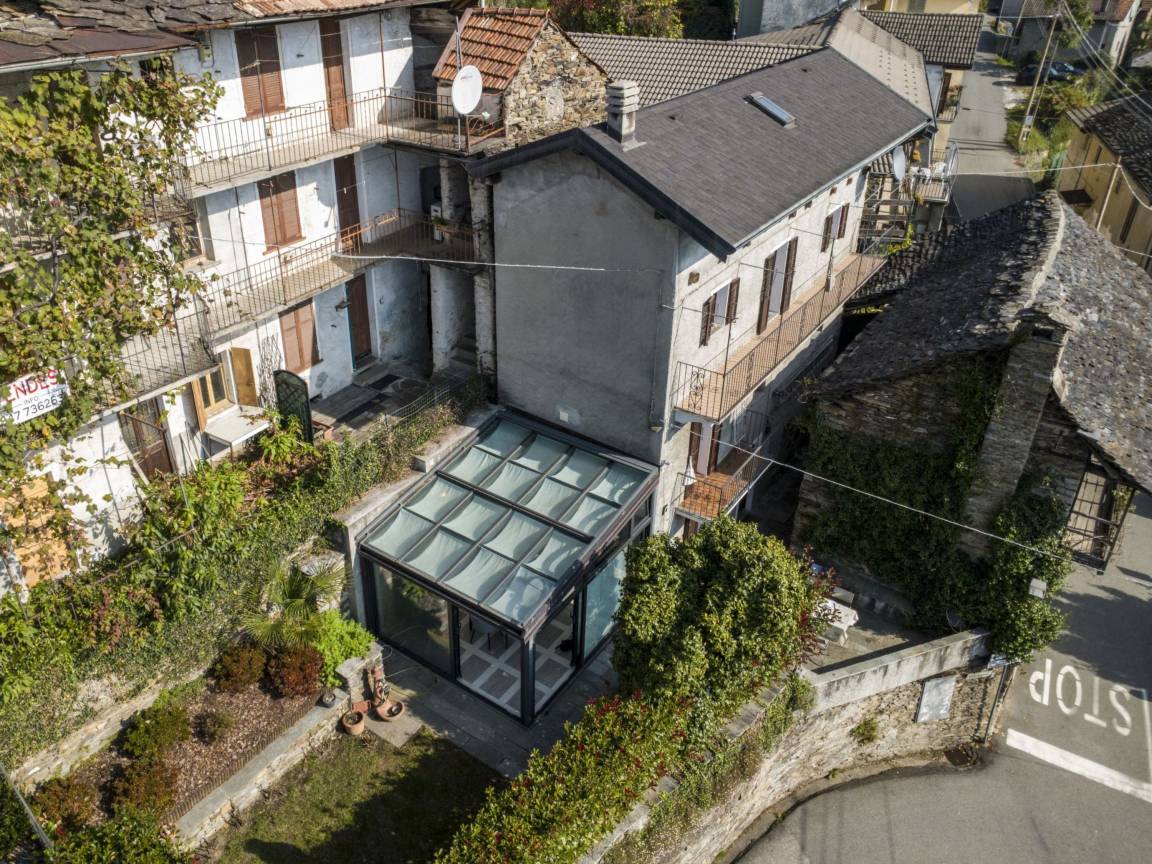 180 M² House ∙ 1 Bedroom ∙ 6 Guests - Verbania