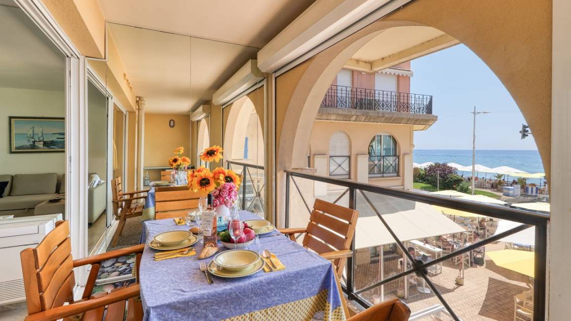 80 M² Appartement ∙ 2 Slaapkamers ∙ 6 Gasten - Menton