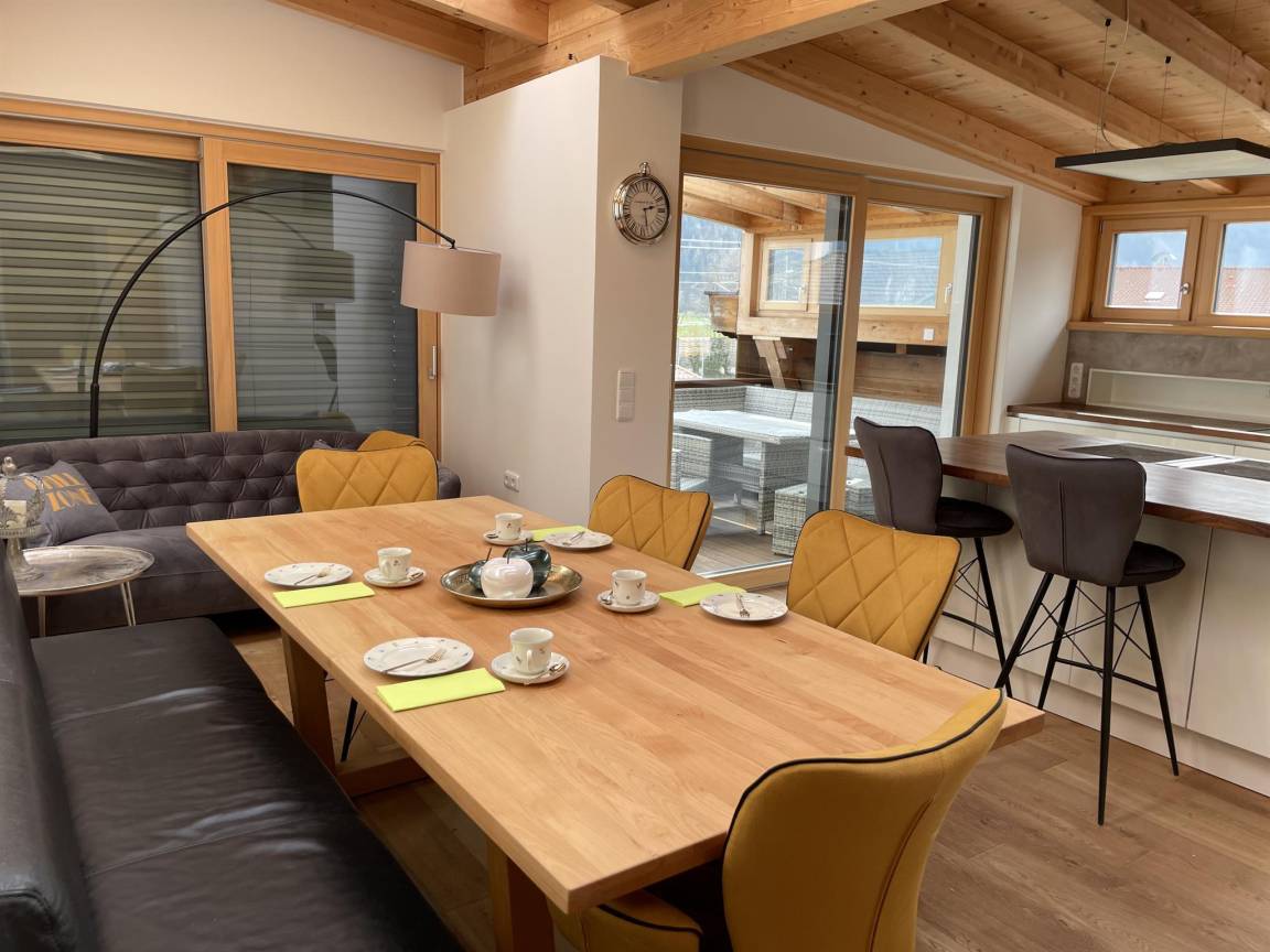 90 M² Ferienwohnung ∙ 3 Schlafzimmer ∙ 7 Gäste - Alpbach