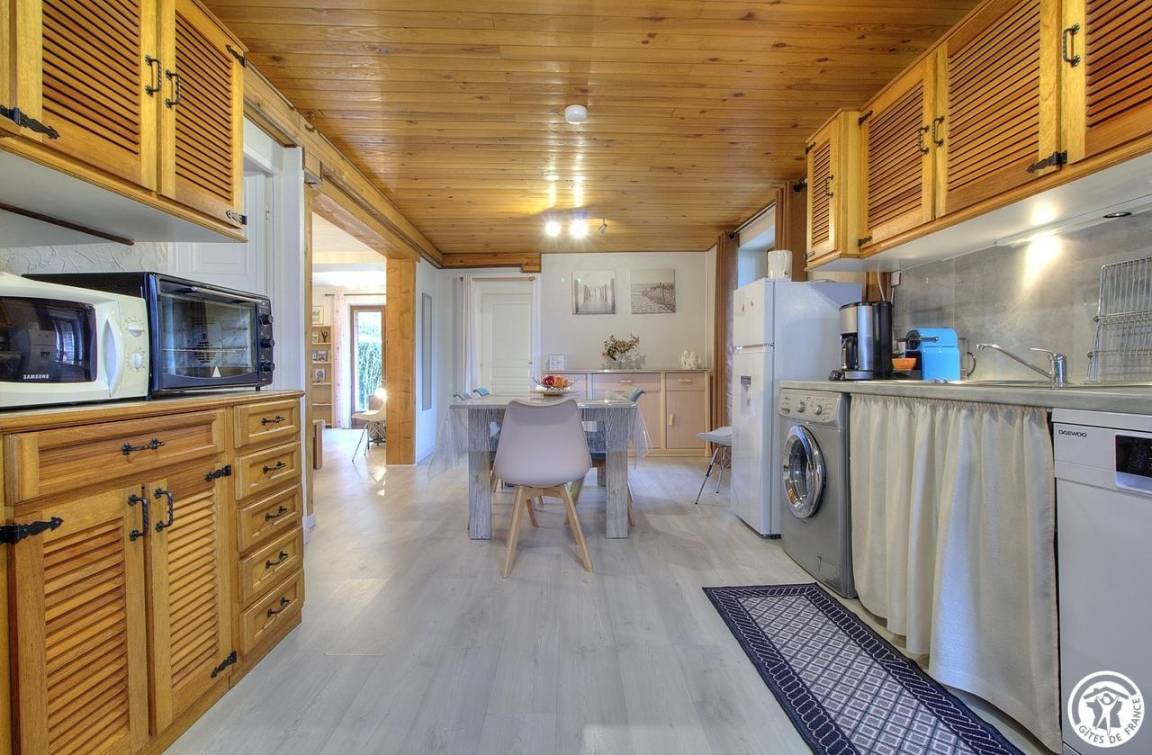 68 M² Gîte ∙ 2 Chambres ∙ 6 Personnes - Ambérieu-en-Bugey