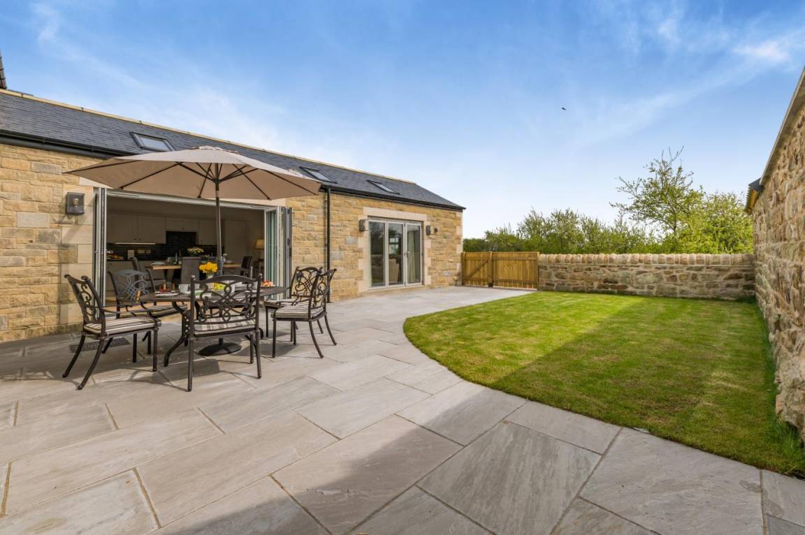 Cottage ∙ 3 Bedrooms ∙ 6 Guests - Morpeth