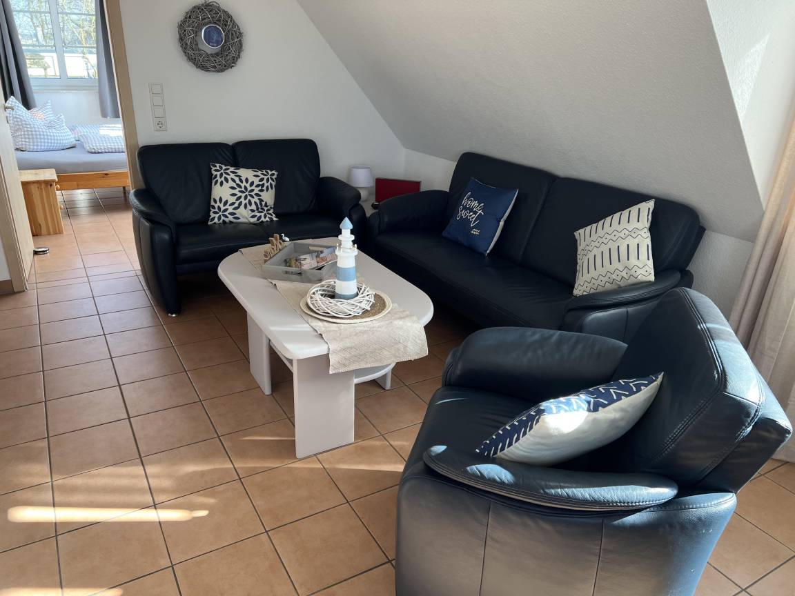 65 M² Ferienwohnung ∙ 2 Schlafzimmer ∙ 5 Gäste - Vollerwiek