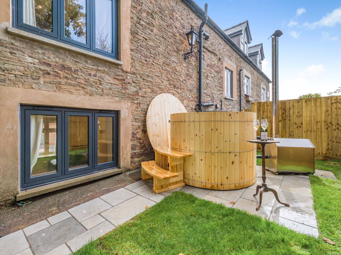 Cottage ∙ 4 Bedrooms ∙ 8 Guests - Monmouthshire