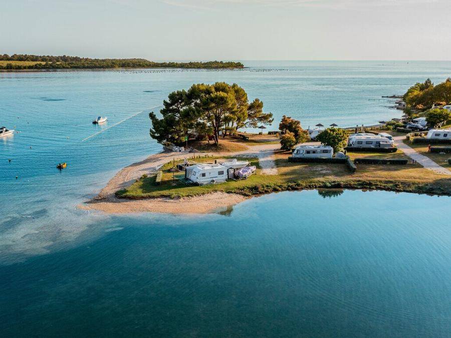 18 M² Tent ∙ 2 Slaapkamers ∙ 5 Gasten - Poreč
