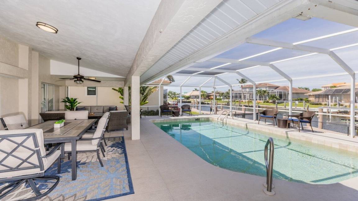 Condo ∙ 3 Bedrooms ∙ 6 Guests - Marco Island, FL