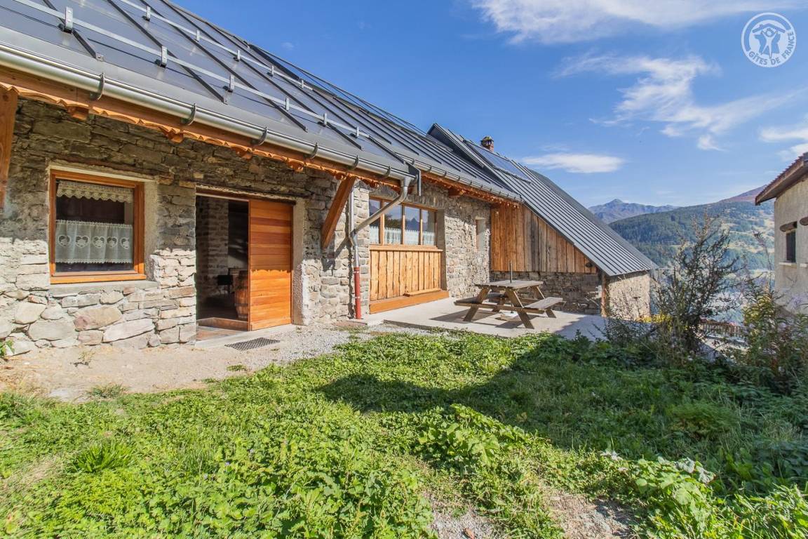 114 M² Gîte ∙ 2 Chambres ∙ 5 Personnes - Saint-Michel-de-Maurienne