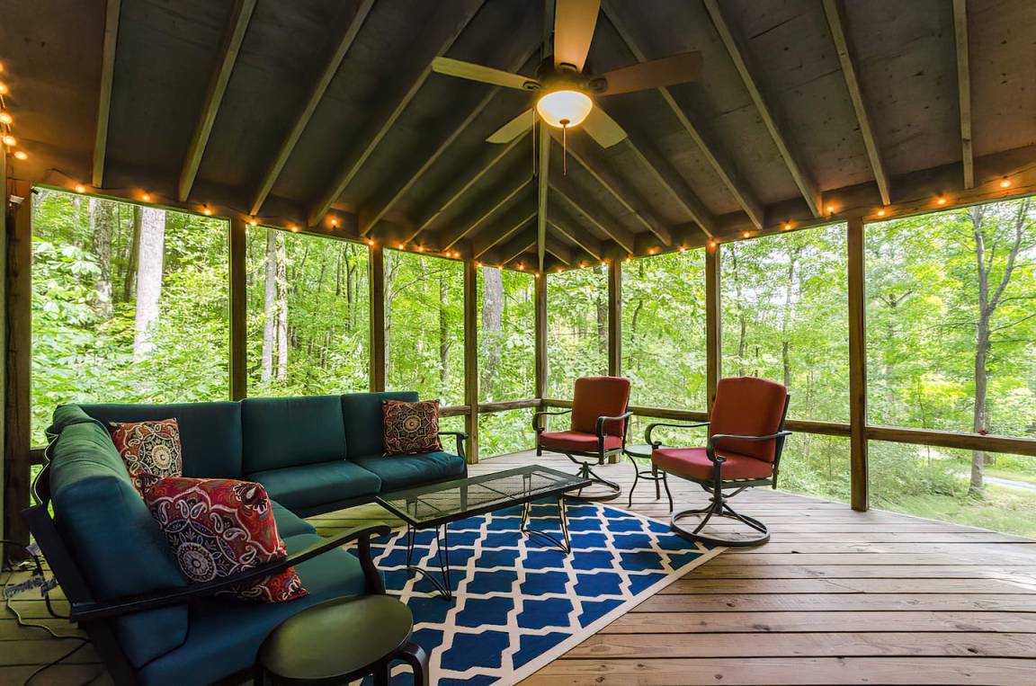 107 M² Cabin ∙ 2 Bedrooms ∙ 4 Guests - Berkeley Springs, WV
