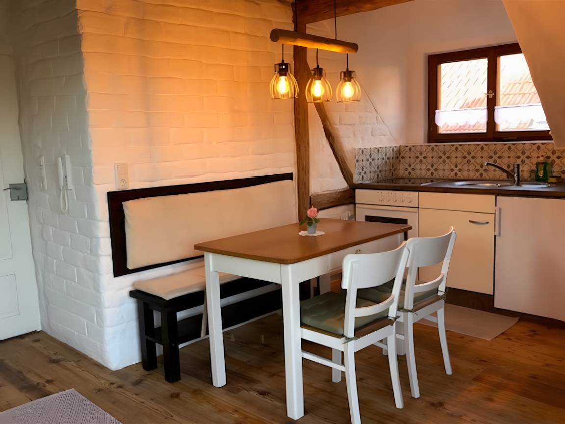 62 M² Ferienwohnung ∙ 2 Schlafzimmer ∙ 4 Gäste - Memmelsdorf