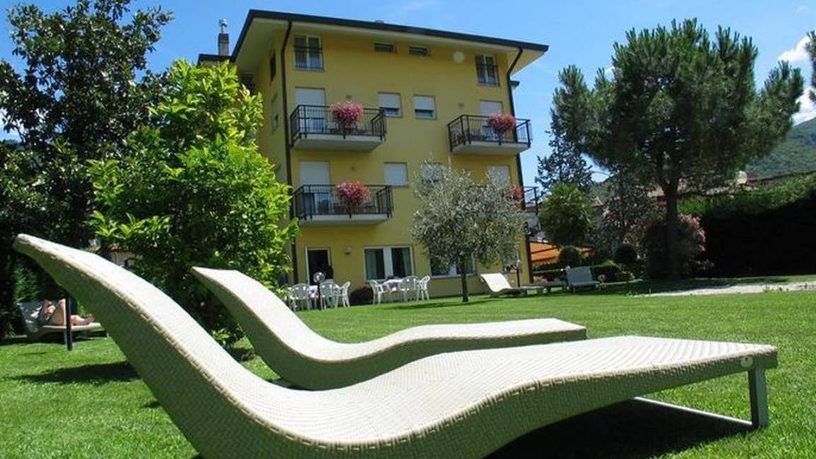 24 M² Ferienwohnung ∙ 1 Schlafzimmer ∙ 4 Gäste - Nago-Torbole