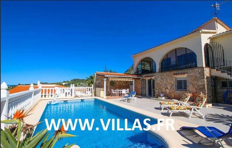 165 M² Villa ∙ 4 Bedrooms ∙ 8 Guests - Dénia