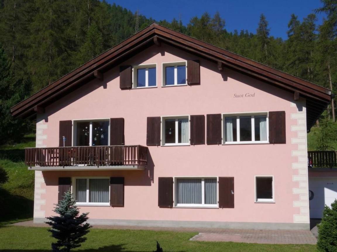 65 M² Ferienwohnung ∙ 2 Schlafzimmer ∙ 4 Gäste - Pontresina
