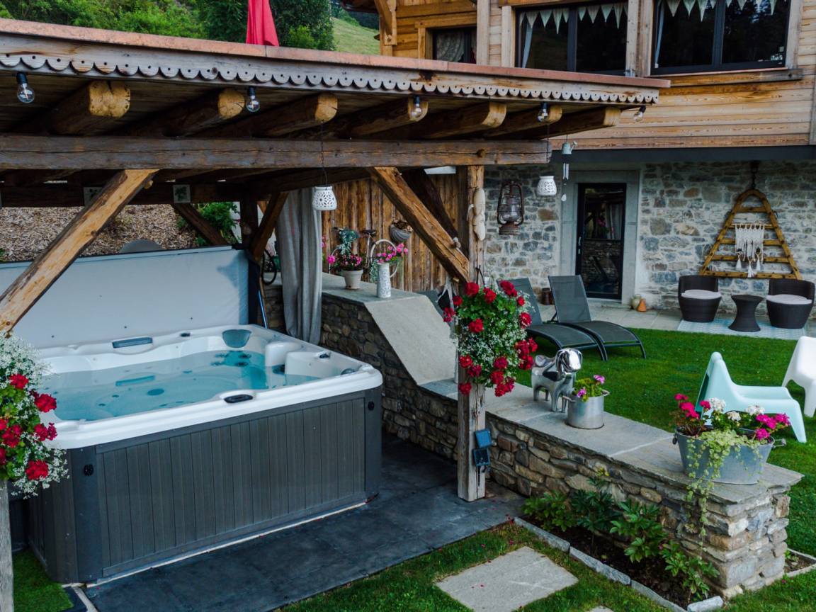 98 M² Appartement ∙ 3 Chambres ∙ 8 Personnes - Cluses