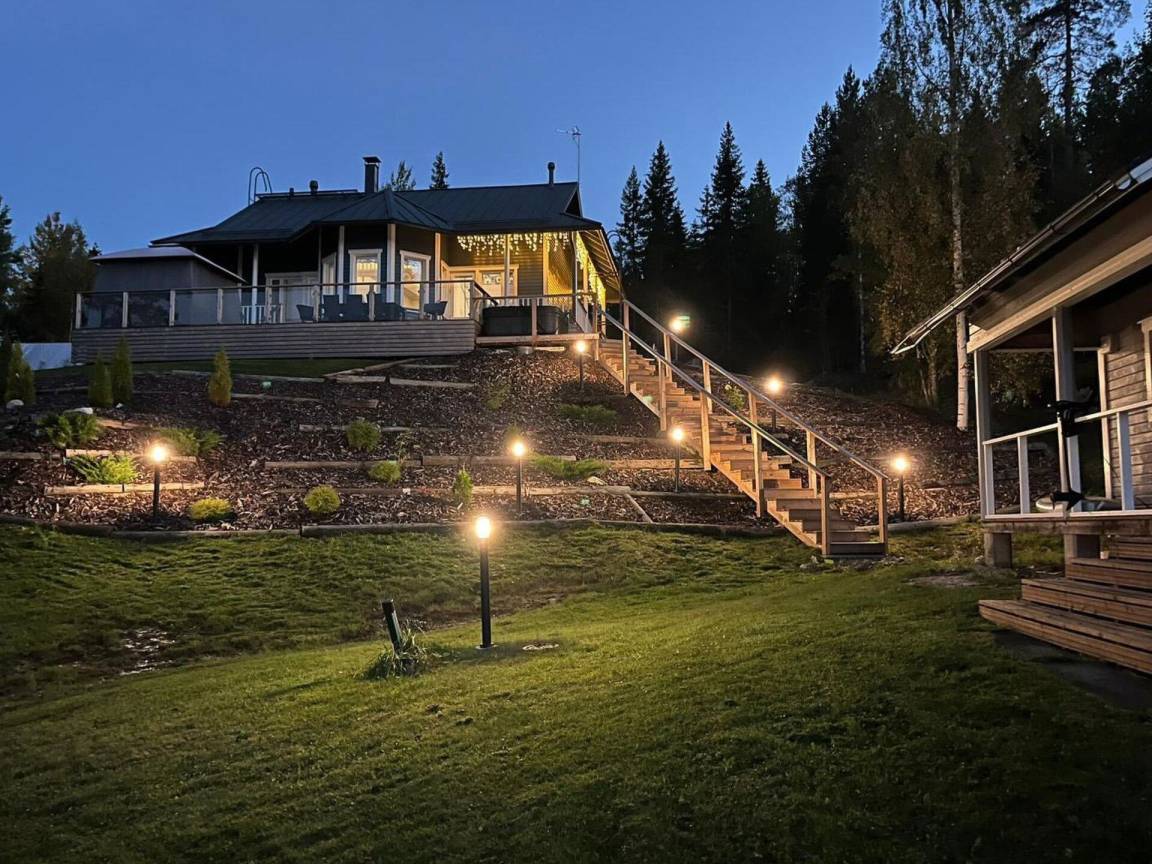 74 M² Talo ∙ 3 Makuuhuonetta ∙ 7 Vierasta - Rautalampi