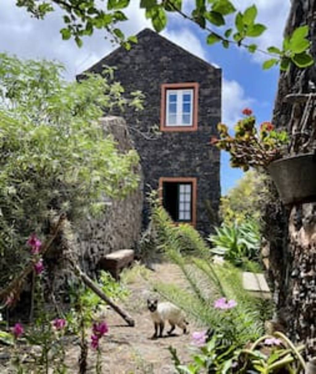 72 M² Apartment ∙ 1 Bedroom ∙ 4 Guests - El Hierro