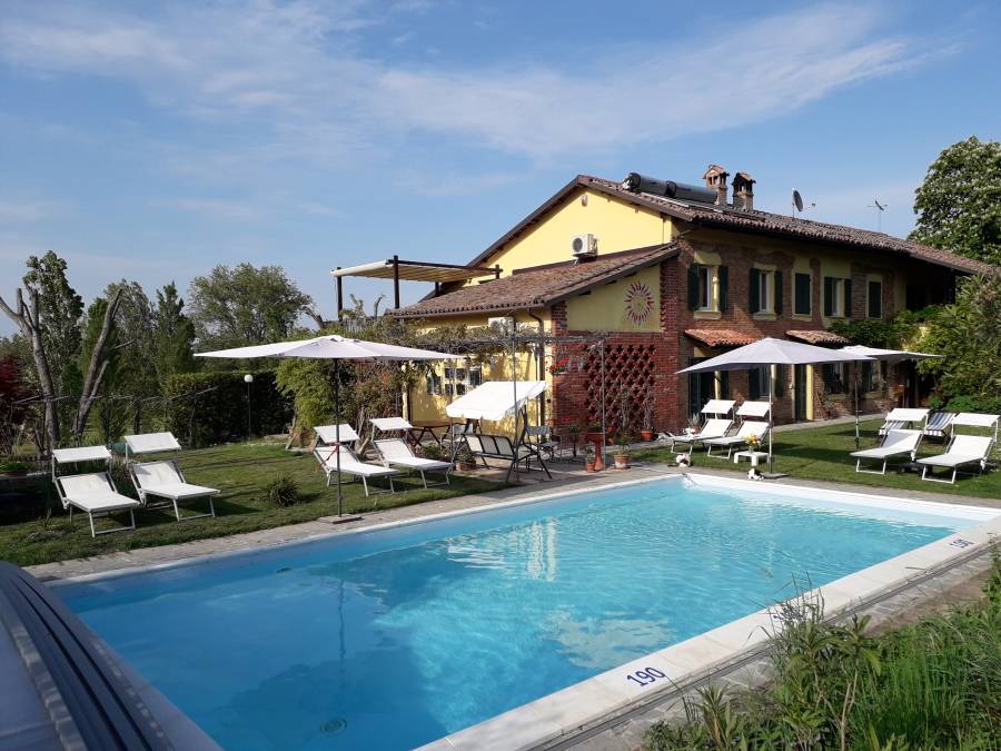 75 M² Agriturismo ∙ 1 Camera Da Letto ∙ 2 Ospiti - Provincia di Asti