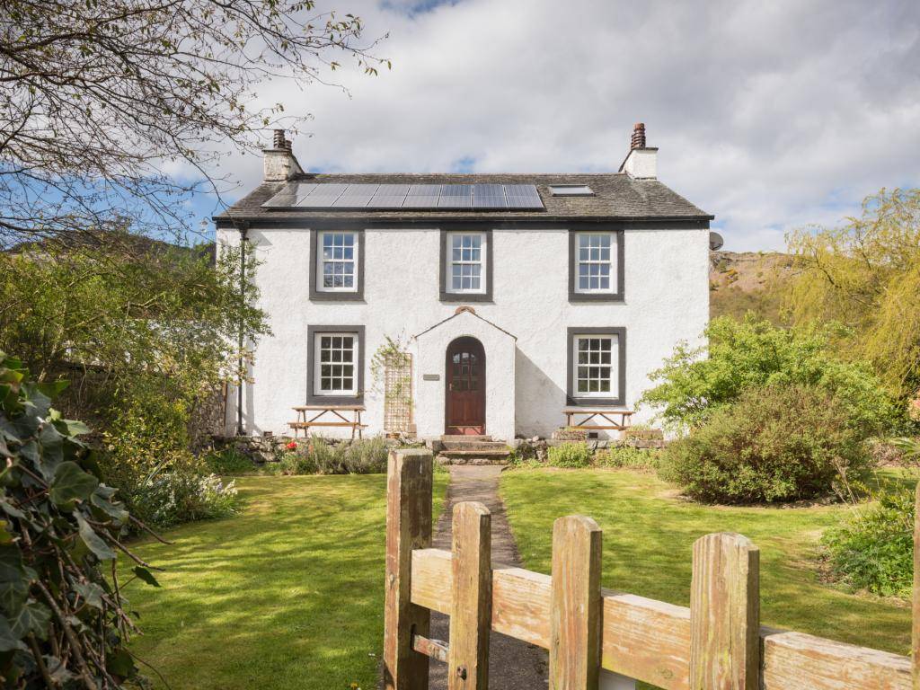 Cottage ∙ 7 Bedrooms ∙ 16 Guests - Eskdale