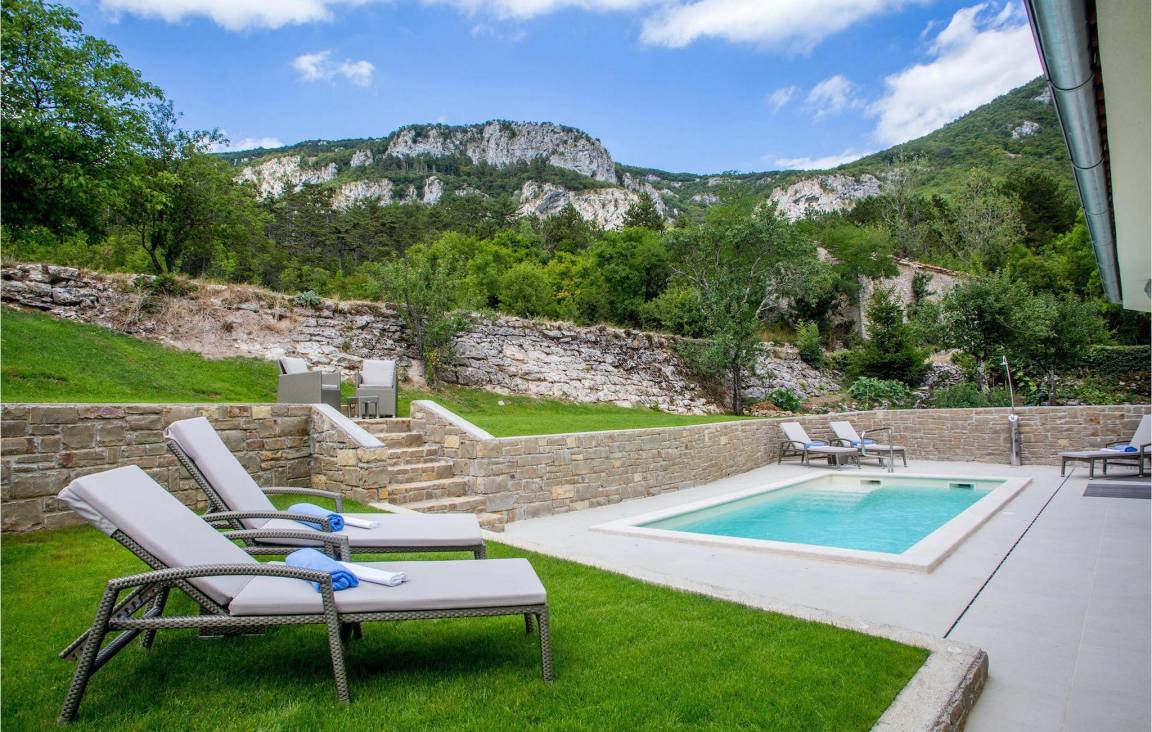 180 M² Dúplex ∙ 4 Habitaciones ∙ 10 Huéspedes - Croacia