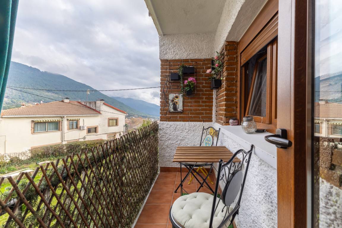 75 M² House ∙ 3 Bedrooms ∙ 5 Guests - Piedralaves