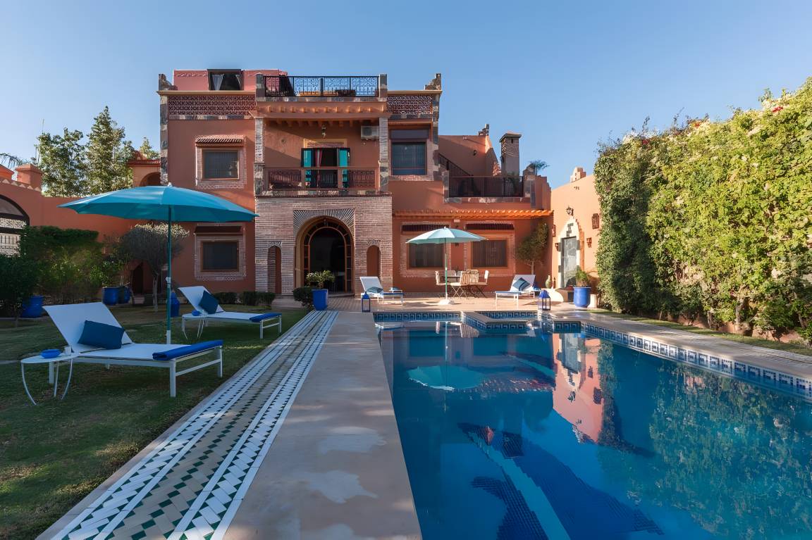 590 M² Villa ∙ 4 Chambres ∙ 8 Personnes - Ourika