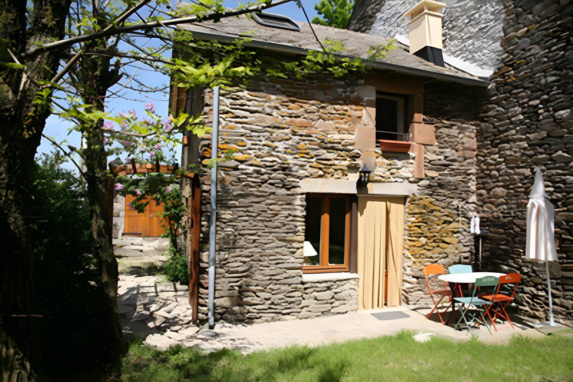 17 M² Ferienhaus ∙ 1 Schlafzimmer ∙ 2 Gäste - Pont-de-Salars