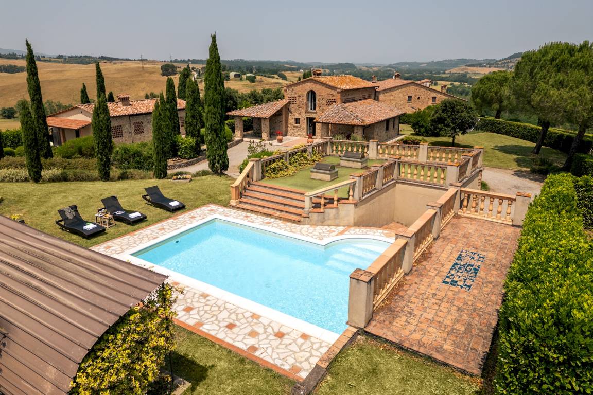 130 M² Villa ∙ 4 Chambres ∙ 8 Personnes - Volterra