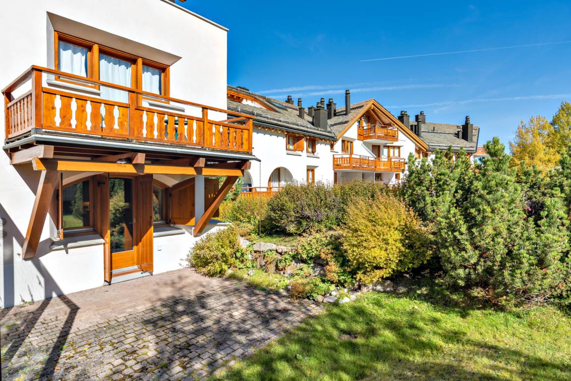 75 M² Ferienwohnung ∙ 2 Schlafzimmer ∙ 4 Gäste - Silvaplana