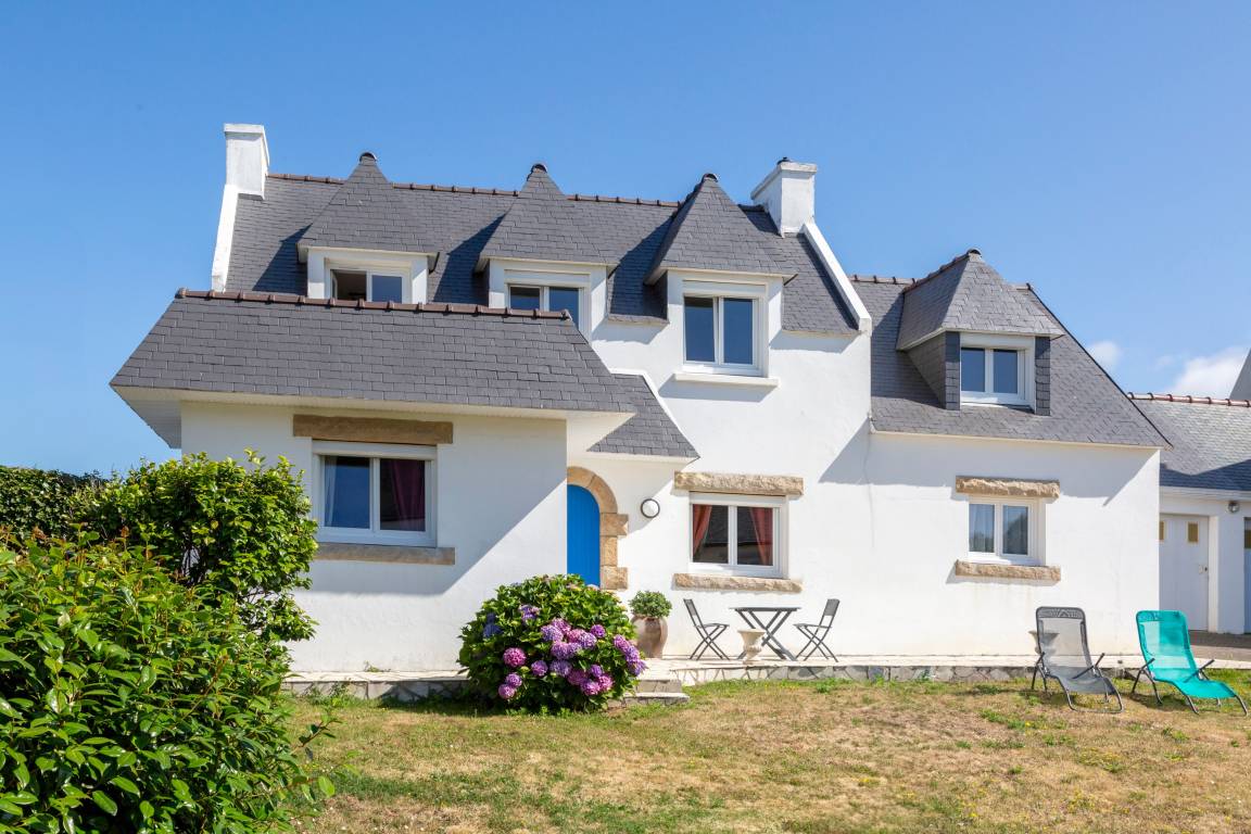 120 M² House ∙ 4 Bedrooms ∙ 8 Guests - Concarneau