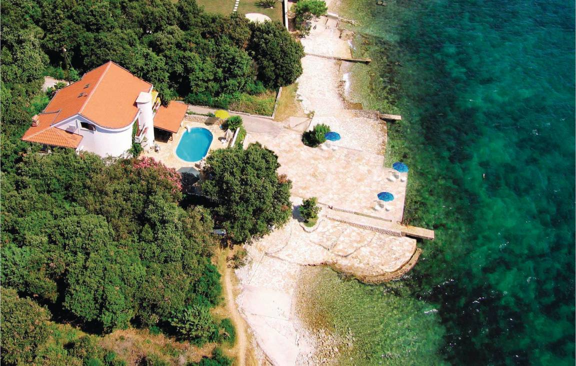 255 M² House ∙ 5 Bedrooms ∙ 12 Guests - Zaton