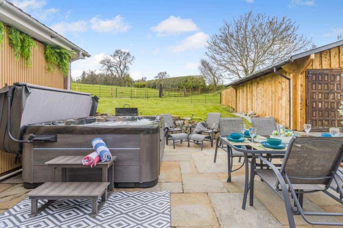 Cottage ∙ 3 Bedrooms ∙ 6 Guests - Oswestry