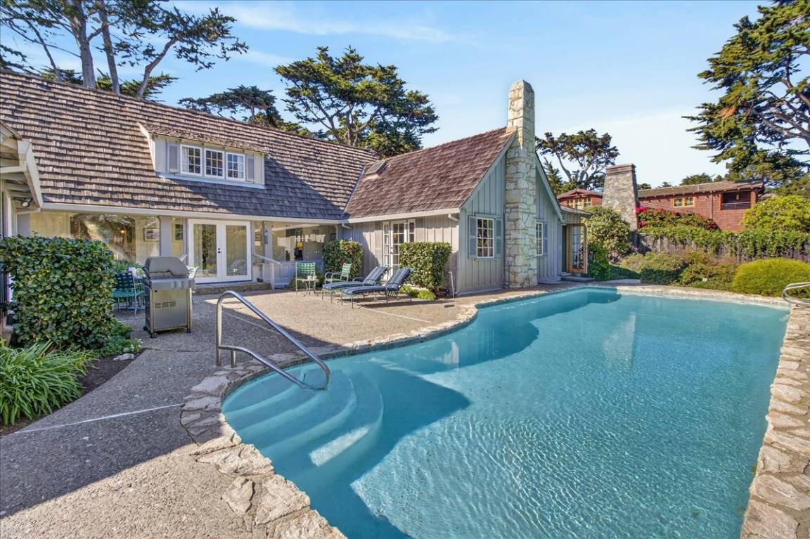 557 M² House ∙ 6 Bedrooms ∙ 10 Guests - Monterey, CA
