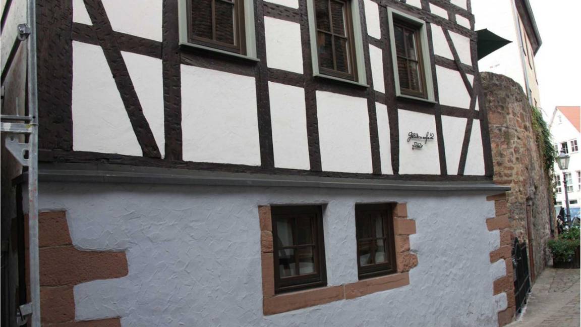 140 M² House ∙ 4 Bedrooms ∙ 7 Guests - Michelstadt