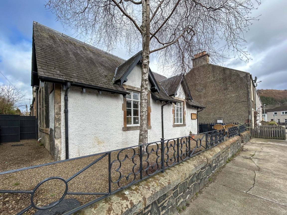 Cottage ∙ 4 Bedrooms ∙ 10 Guests - Peebles