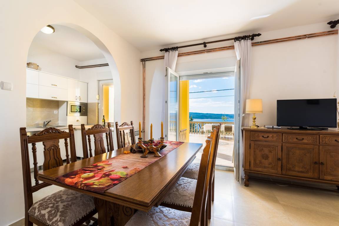 74 M² Ferienwohnung ∙ 2 Schlafzimmer ∙ 7 Gäste - Crikvenica