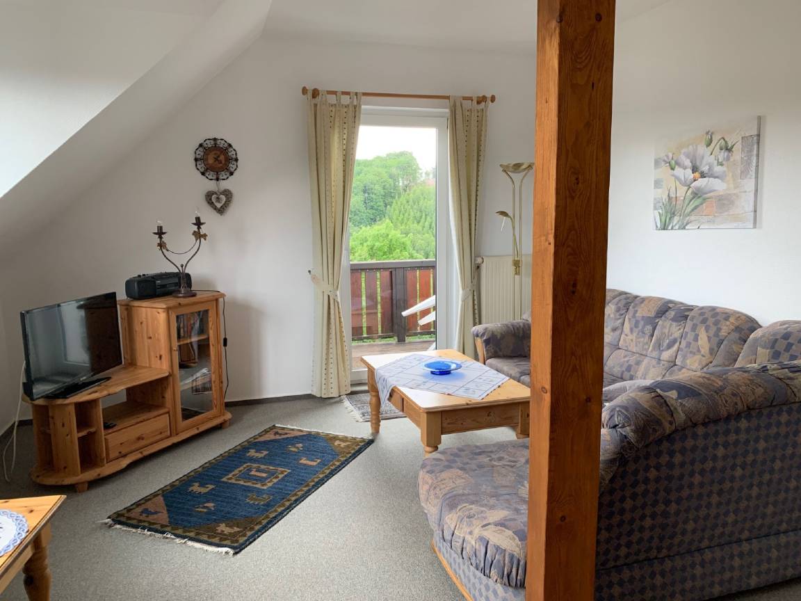 90 M² Ferienwohnung ∙ 2 Schlafzimmer ∙ 6 Gäste - Attendorn