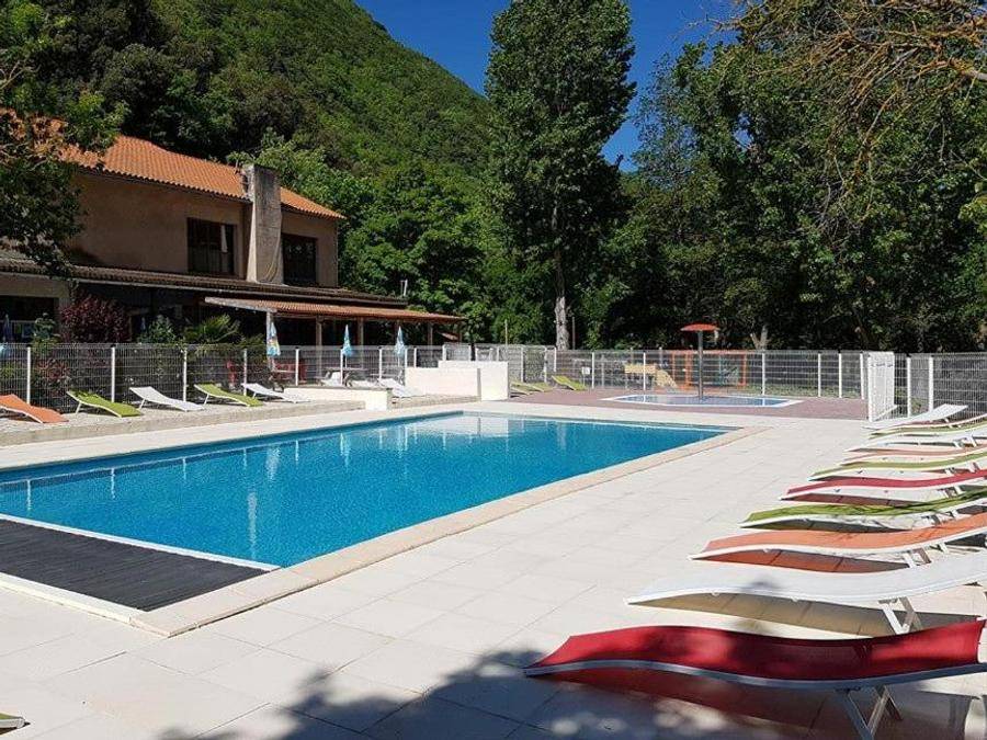 31 M² Chalet ∙ 2 Slaapkamers ∙ 5 Gasten - Quillan