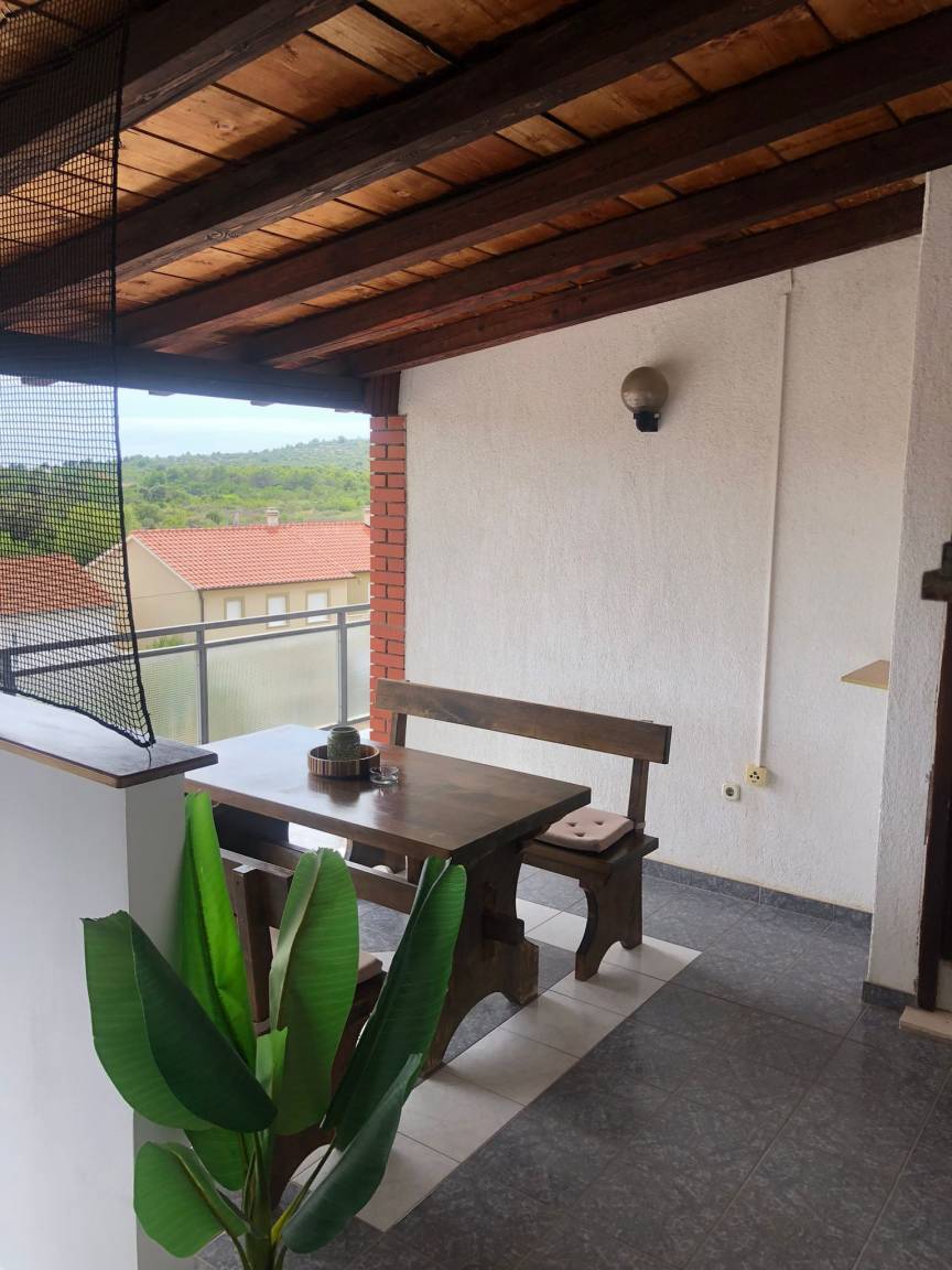60 M² Apartment ∙ 2 Bedrooms ∙ 4 Guests - Pirovac