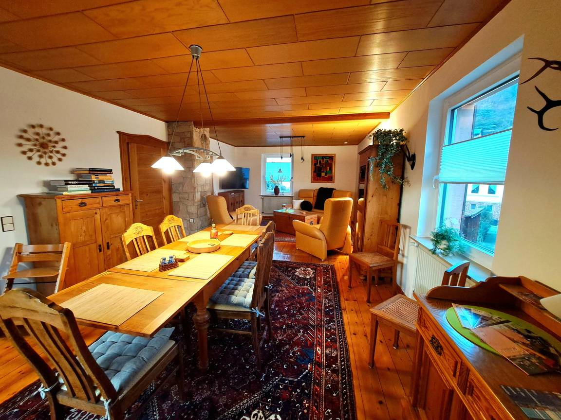 140 M² Ferienhaus ∙ 5 Schlafzimmer ∙ 8 Gäste - Neustadt an der Weinstraße