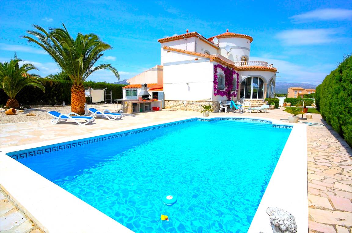 140 M² Villa ∙ 3 Chambres ∙ 6 Personnes - L'Ametlla de Mar