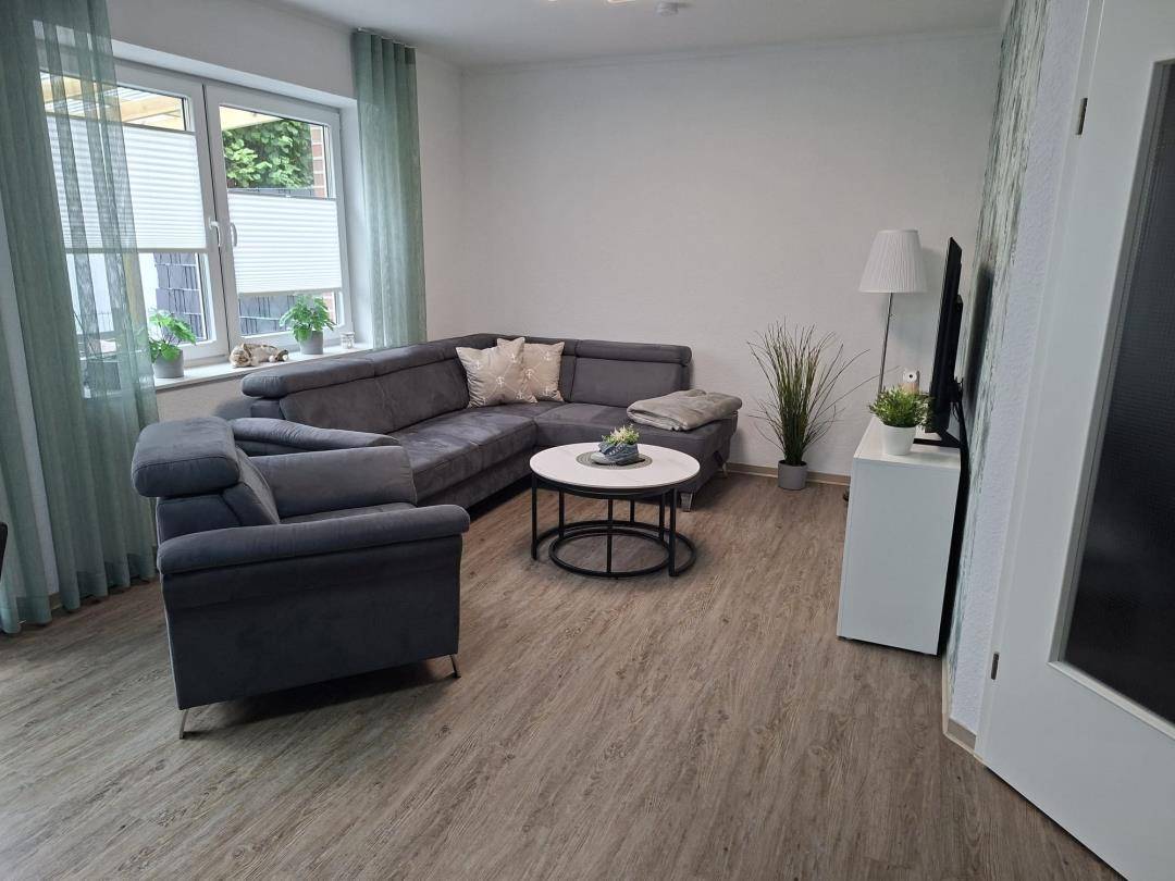 100 M² Ferienhaus ∙ 2 Schlafzimmer ∙ 5 Gäste - Weener