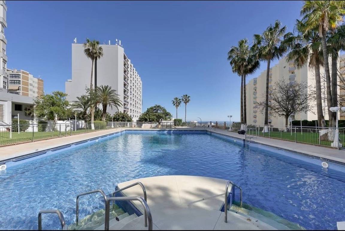 80 M² Apartment ∙ 2 Bedrooms ∙ 6 Guests - Benalmádena
