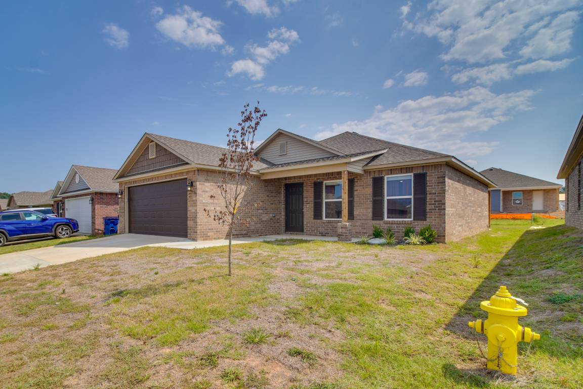 138 M² House ∙ 3 Bedrooms ∙ 6 Guests - Greenwood, AR