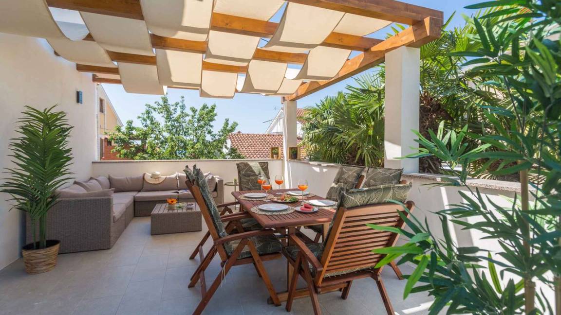110 M² Apartment ∙ 3 Bedrooms ∙ 5 Guests - Poreč