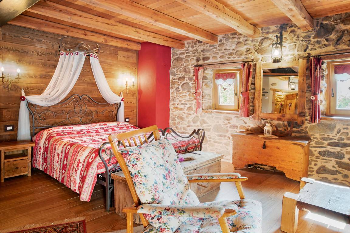 38 M² Bed & Breakfast ∙ 1 Camera Da Letto ∙ 2 Ospiti - Vezza d'Oglio