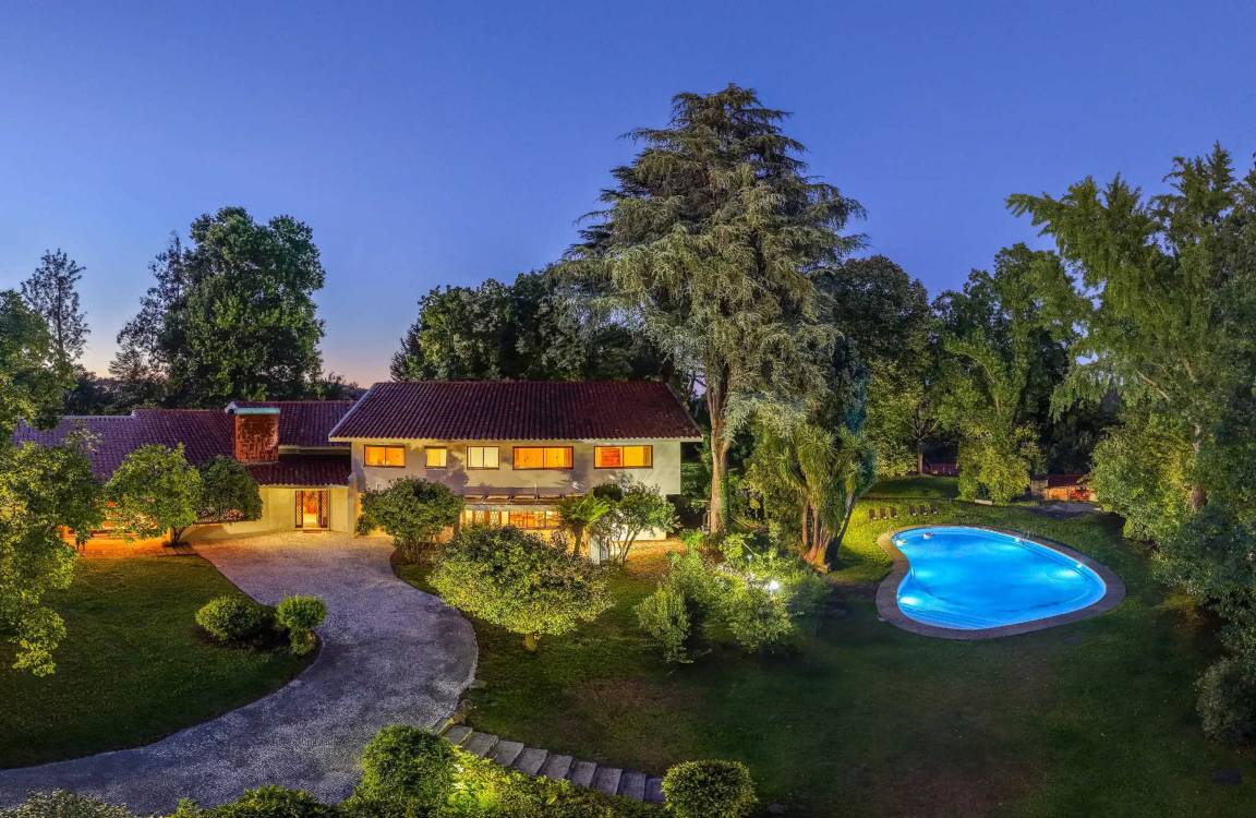 Apartamento ∙ 5 Quartos ∙ 10 Hóspedes - Santo Tirso