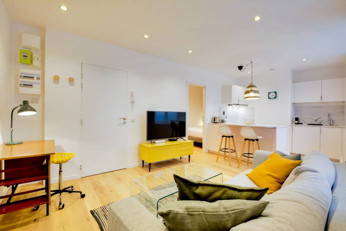 30 M² Ferienwohnung ∙ 1 Schlafzimmer ∙ 2 Gäste - Nancy